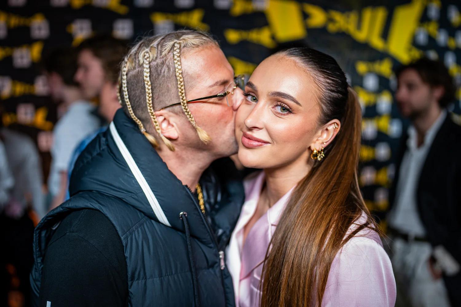 Oda Rikheim bekrefter brudd med Kevin Lauren - TV 2