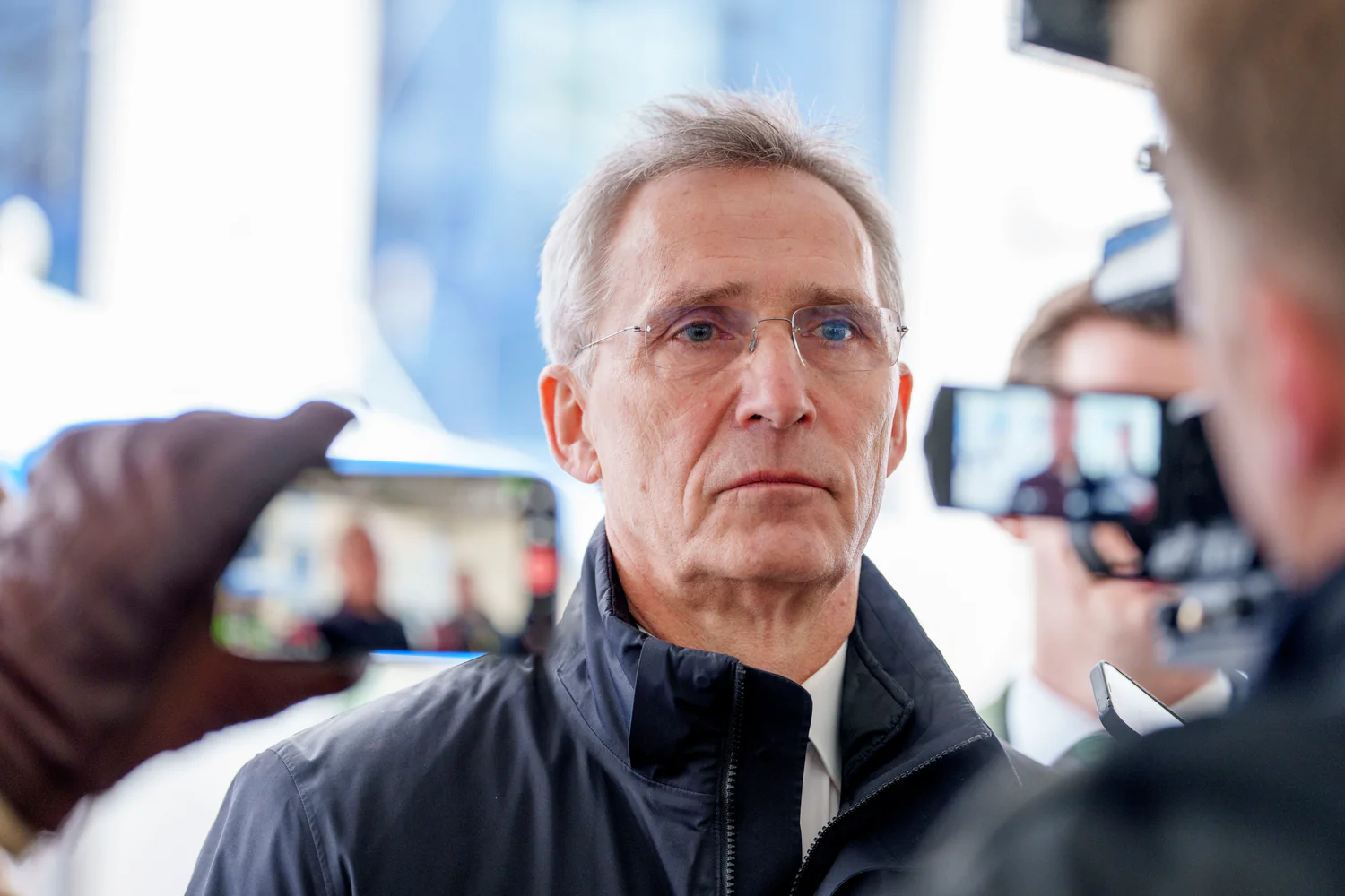 Stoltenberg: – Norge kan rammes av en trippel skvis - TV 2