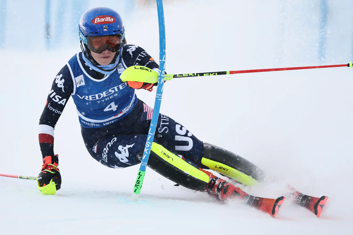 Mikaela Shiffrin med historisk triumf – tok karrierens 100. verdenscupseier i Sestriere - TV 2