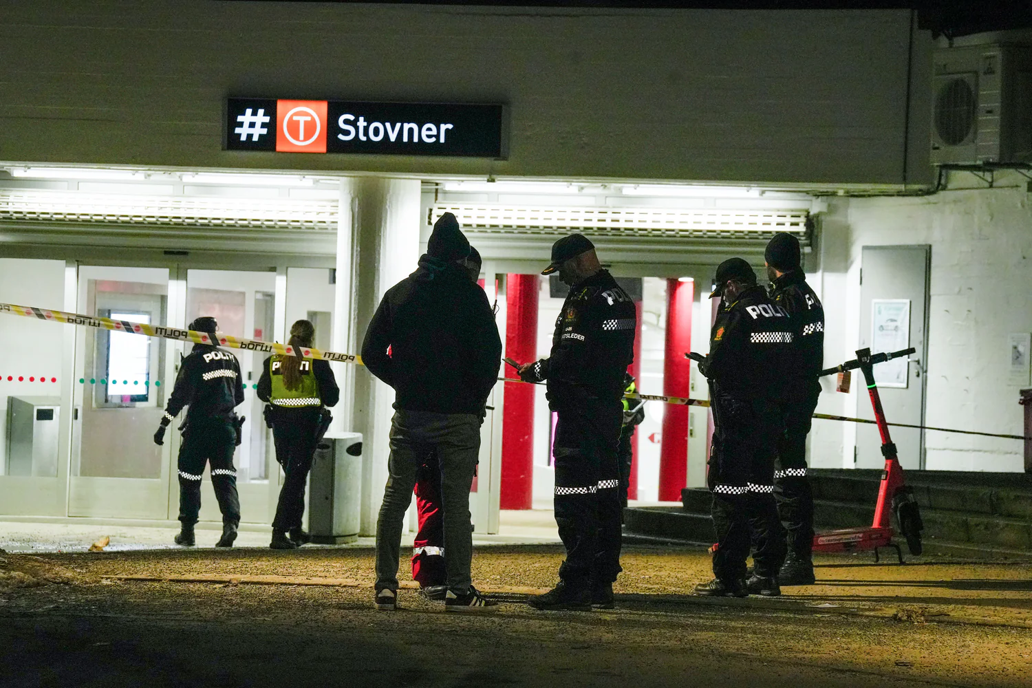 Politiet: Utenfor livsfare etter skyting på Stovner - TV 2