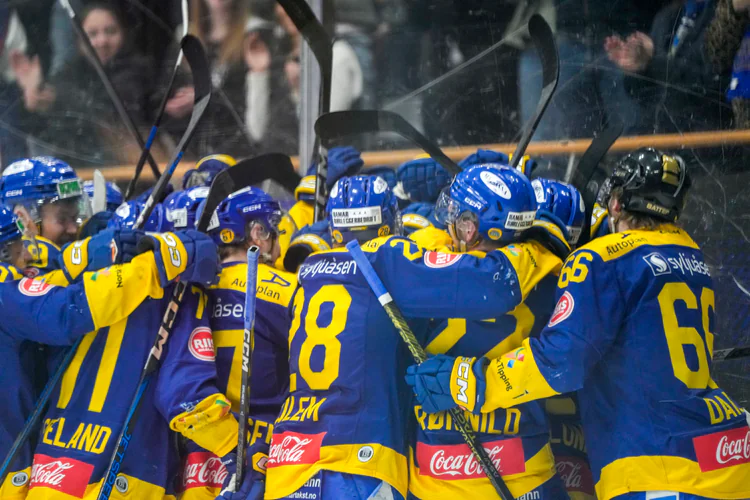 Storhamar nærmer seg ny NM-tittel – vant 6-3 hjemme over Stavanger ...