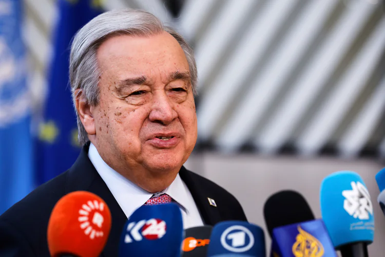 Kina lover bestemte og kraftige skritt i møte med Trump-toll - TV 2