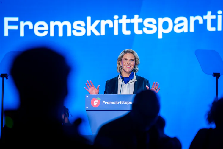 Frp er nest største parti blant innvandrere - TV 2