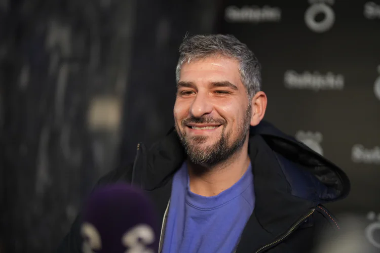 Klassekampen: Fellesforbundet og Fagforbundet forsøker å få Vistnes til ...