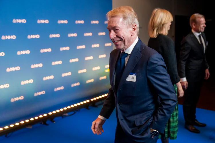 Kine Olsen Vedelden har blitt mamma - TV 2