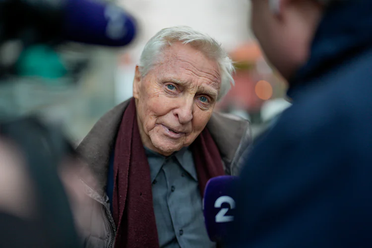 Therese Steen blir ny høyesterettsdommer - TV 2