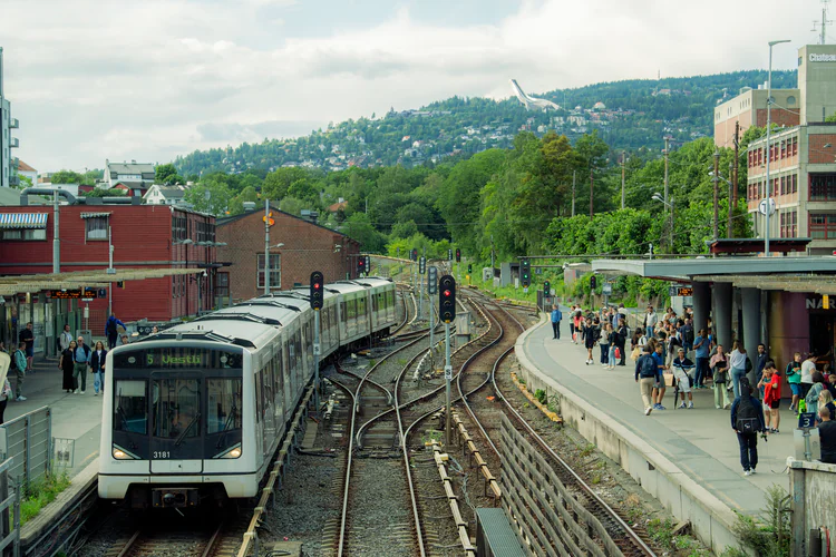 Fra i dag blir det store endringer på T-banen i Oslo - TV 2