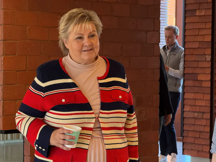 Solberg til Ulstein: – Det blir ikke borgerlig regjering uten at Høyre ...