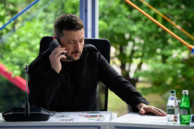 Stortinget kalles inn til hastemøte om oljefondet - TV 2