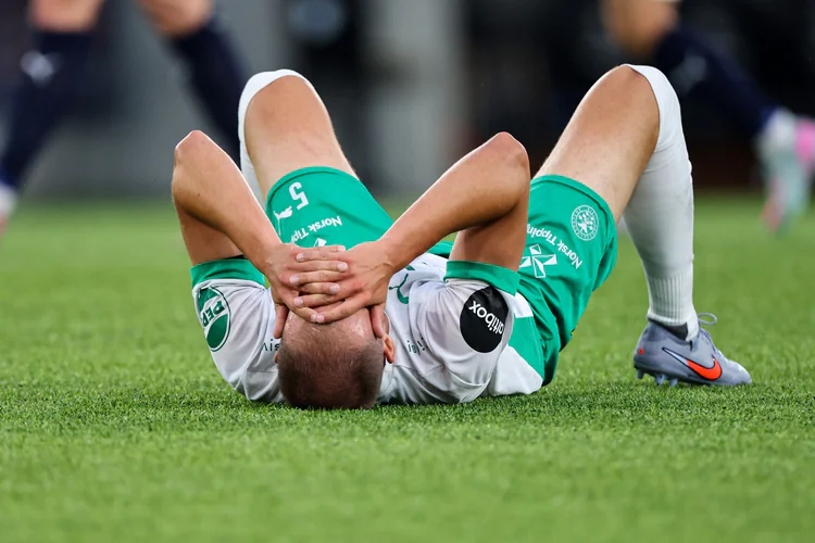 OL-mester Markus Rooth hasteinnkaller til pressekonferanse - TV 2