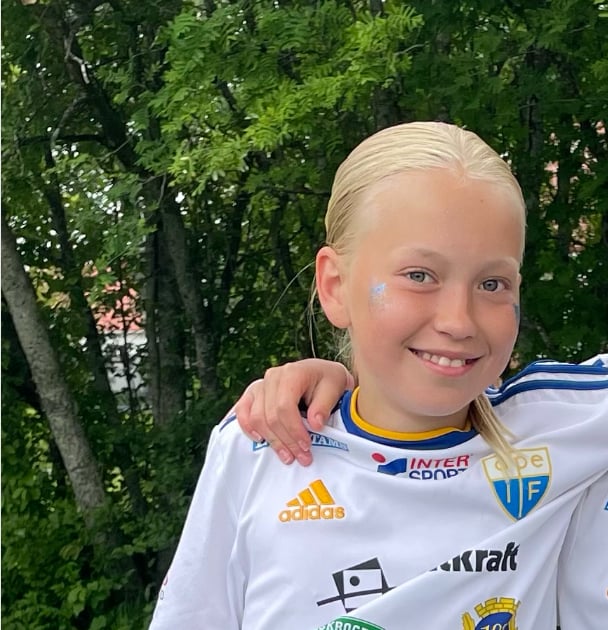 Det var Ebba Torstenson (11) som døde i båtulykken i Nordland - TV 2