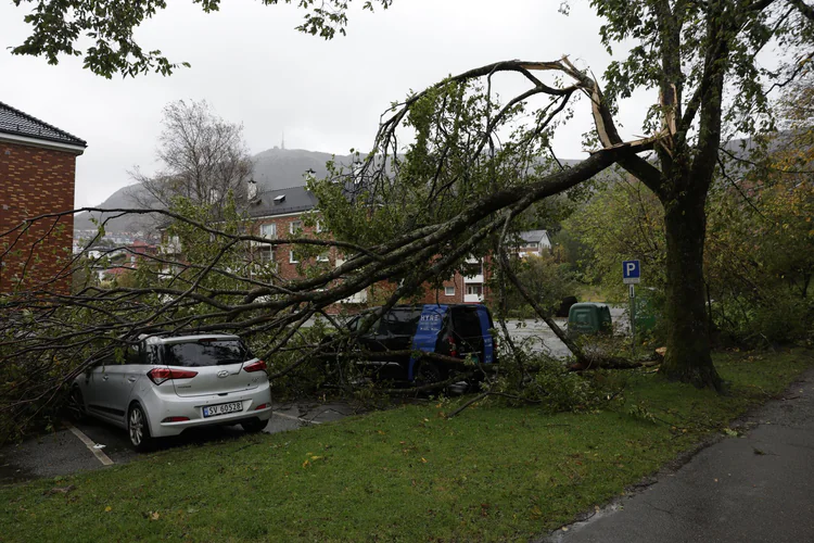 Ekstremværet Amy koster Norge opp mot 2 milliarder kroner, ifølge Norsk ...