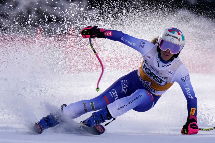 Friidrettsforbundet gir VM-akkreditering til Henrik Ingebrigtsen - TV 2