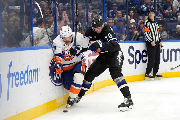 Lilleberg med assist da Lightning vant jevn NHL-kamp - TV 2