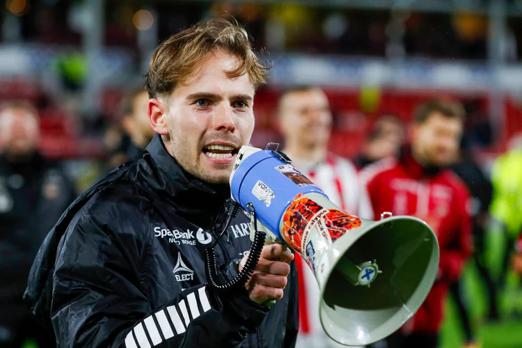 Pass-krøll for debutanten - TV 2