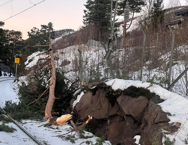 Per Sævik (85) gir seg – barna overtar i Havila - TV 2