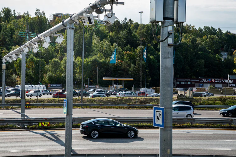 Avis: Derfor vil ikke Trump støtte Machado som president - TV 2