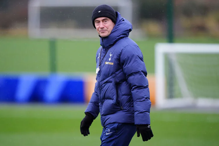 Max Verstappen vant VM-tittelen i Formel 1 for fjerde år på rad - TV 2