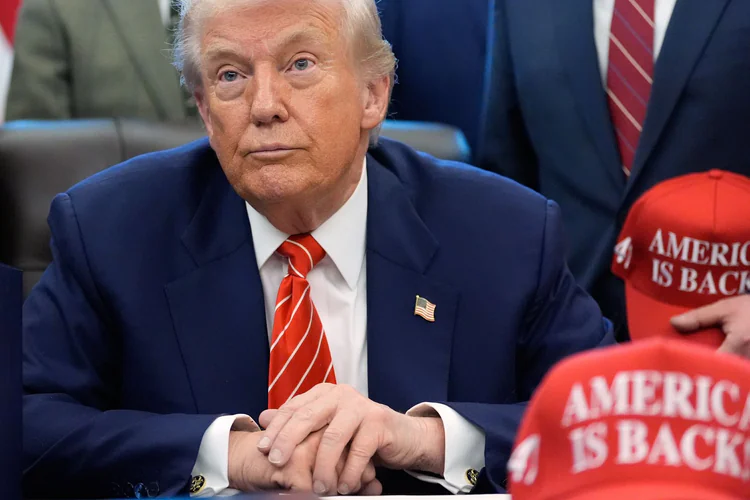 Trump ber Putin stanse krigen etter massivt angrep på Ukrainas ...
