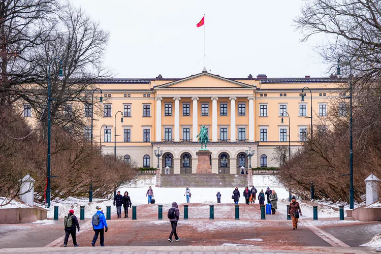 Vannlekkasje på Slottet - TV 2